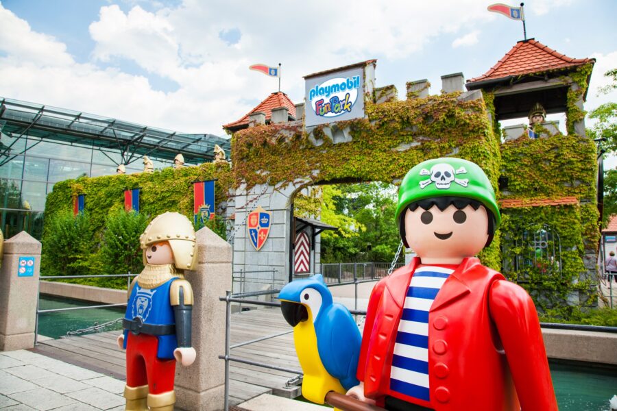 Wunderschone Playmobil Funpark Gutschein 2 Fur 1 2023 Bild