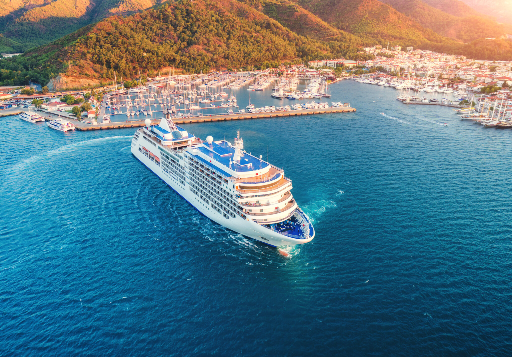 Griechische Inseln ☀ 8 Tage Mein Schiff 5 für 1299€