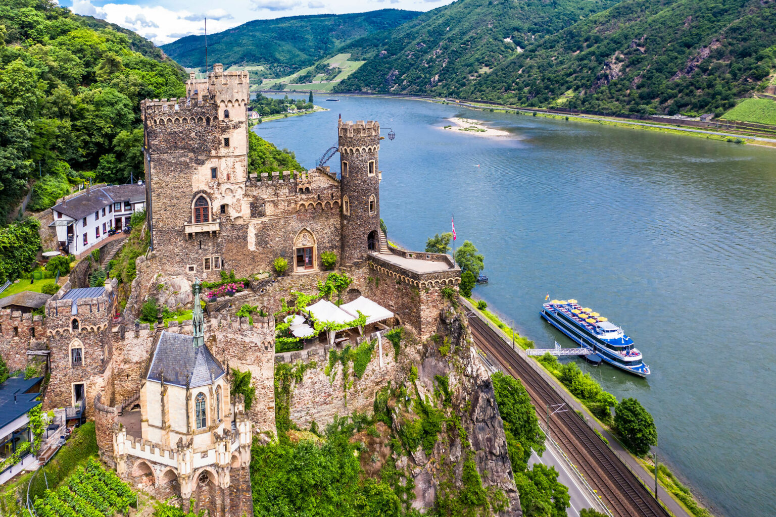 Burg Rheinstein erleben: 4* Hotel Bingen nur 50€