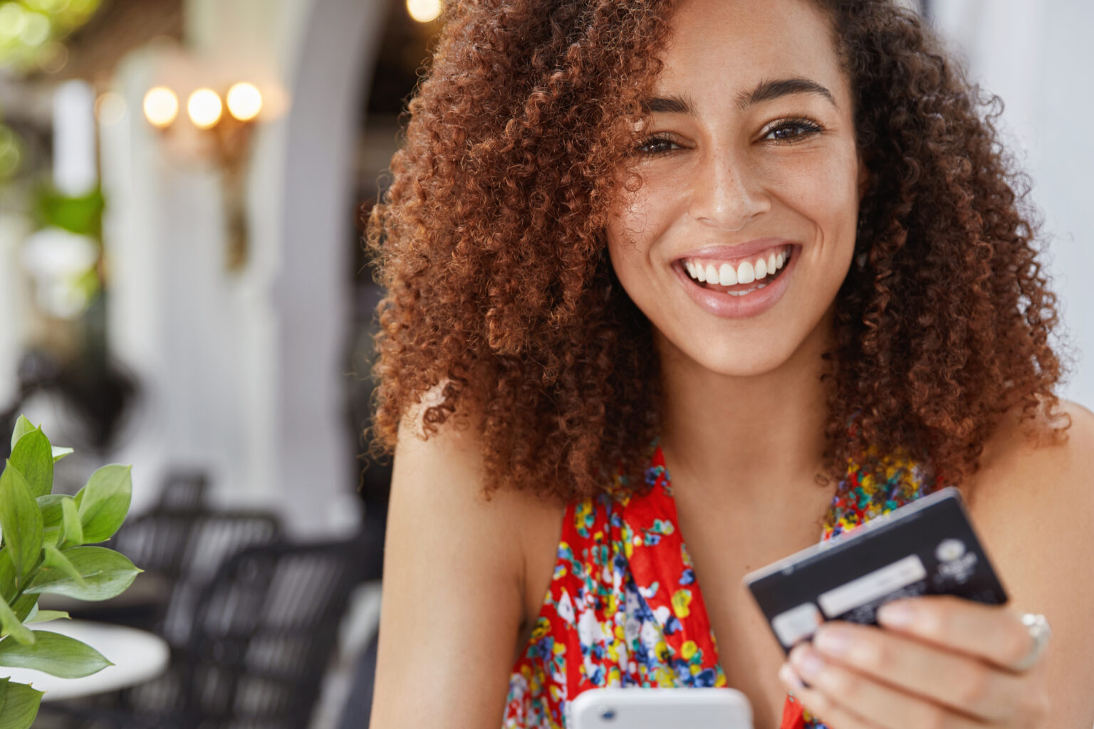 Extra Karte Mastercard: Alle Vor- & Nachteile der Kreditkarte